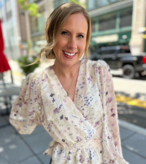 Akhia’s people bring smart ideas, from anywhere