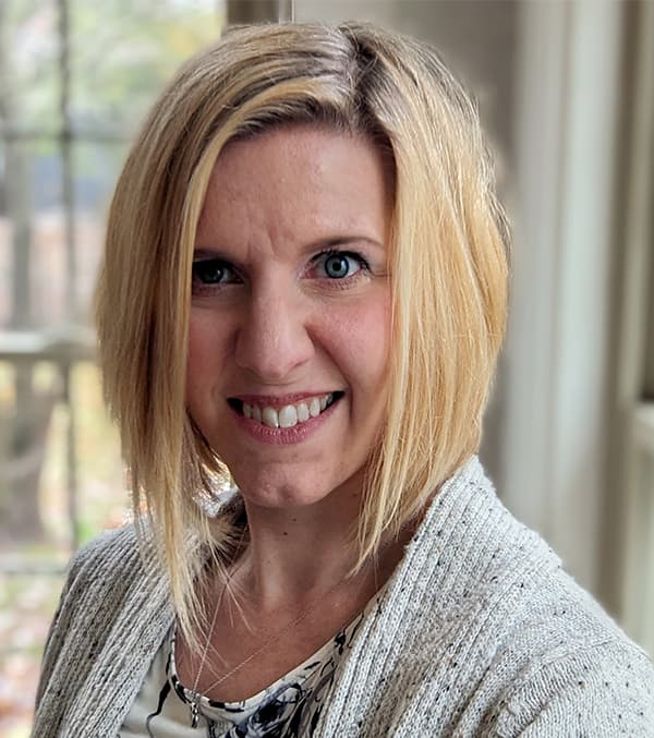 Akhia’s people bring smart ideas, from anywhere