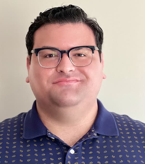 Akhia’s people bring smart ideas, from anywhere